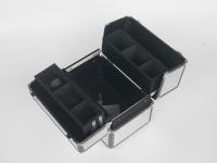 China Aluminum Beauty Case With Gray Frame Silver Makeup Case Portable Handle To Storage Cosmetics And Tools for sale