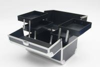 China Aluminum Cosmetic Train Case Carry Toiletry Makeup Case With Four Trays for sale