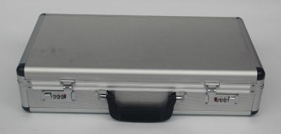 China Easy Carrying Custom Gun Cases , Aluminum  Case For Protect Guns for sale