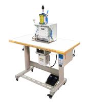 China Ultrasonic Fabric Cutter for Sportswear Seamless Edge Hot Cutting and Sealing Machine for sale