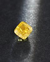 China HPHT Lab Created Yellow Diamond 1-1.99CT Cushion Cut VVS1-VS2 Clarity IGI Certified for sale