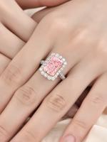 China Lab Grown Pink Diamond Engagement Ring Wedding Ring Radiant Cut Design for sale
