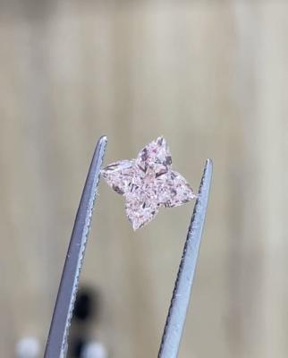 China IGI Certified Lab Grown Pink Diamond Flower Shape 1.30ct VVS Clarity Fancy Intense for sale