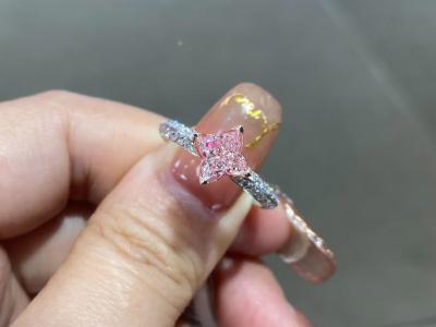 China IGI Certified 1.07ct Lab Grown Diamond Ring 18k White Gold Fancy Pink Flower Shape VS1 Clarity for sale