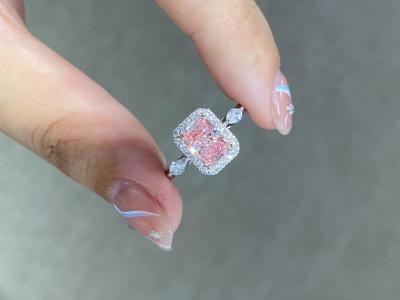 China 1.31ct Radiant Pink Lab Grown Diamond Ring IGI Certified VS2 Clarity 18k White Gold for sale