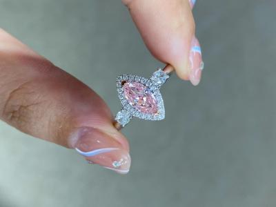 China Marquise Fancy Light Pink CVD Lab Grown Diamond 0.95ct VS2 Engagement Ring 18k White Gold for sale