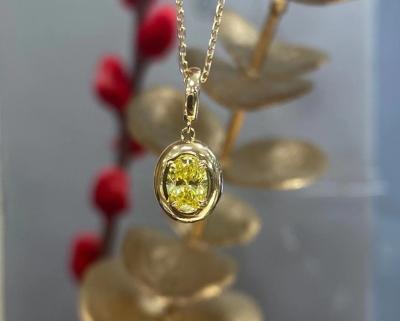 China 0.37ct Yellow Oval Cut Lab Diamond Pendant Necklace in 18K White Gold with VS Clarity for sale