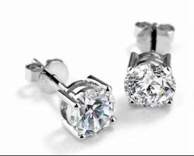 China IGI Certified Lab Grown Diamond Stud Earrings - DEF Color VVS-VS Clarity Round Shape 3-Day Delivery for sale