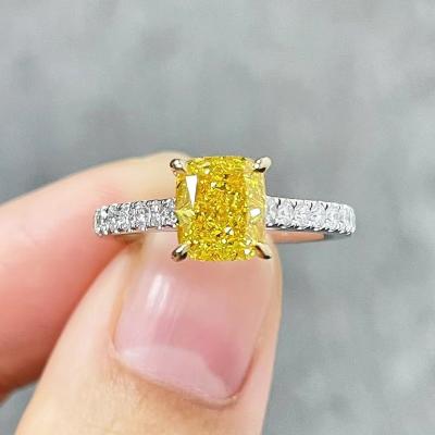 China 18K White Gold Engagement Ring with 1.05ct Fancy Vivid Yellow Lab-Grown Diamond - IGI Certified VS Clarity for sale