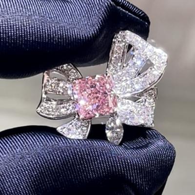 China 18K Gold Cushion Lab Grown Pink Diamond Pendant 1.52ct NGTC Certified Girlish Style for sale