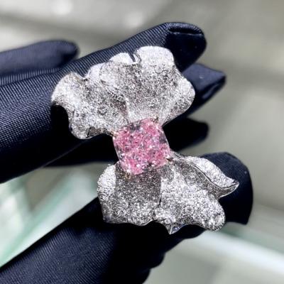 China 18k Gold Cushion Lab Grown Pink Diamond Ring 2.60ct VS1 Bowknot Design Luxury Party Jewelry for sale