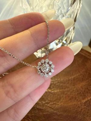 China Lab Grown Diamond Sun Flower Necklace 18K White Gold Round Halo Pendant IGI Certified DEF VVS for sale