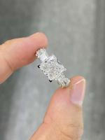 China Lab Created Princess Cut 2.5ct Diamond D VVS 18K Gold Ring Chinese Factory Supply for sale