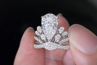 China CH Customization Lab Grown Diamond Rings Pear Crown Diamond Ring 18K Engagement Ring for sale