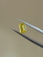 China IGI Certified Emerald Lab Grown Yellow Diamond HPHT VVS-VS Clarity Excellent Cut for sale