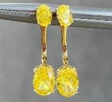 China 2.515ct Yellow VS Oval Lab Grown Diamond Earrings 18k Gold for sale