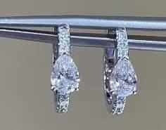 China Pear Earrings DEF VVS Pear Shape Lab Grown Diamonds PT950 for sale