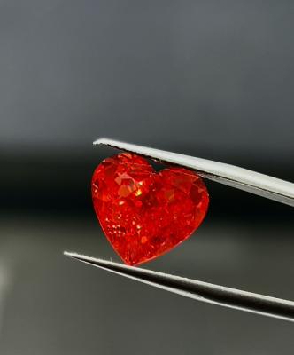 China 9CT Heart Lab Grown Diamond IGI Certified Fancy Vivid Red CVD VS1 Clarity Excellent Cut for sale