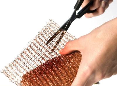 China Distillation Pure Knitted Copper Mesh , Wire Mesh Cloth Irregular Hole Shape for sale