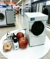 China Harvest Right Small: The Premier Home Freeze Dryer. Create Long-Term Food Security & Healthy Snacks. Save Money for sale