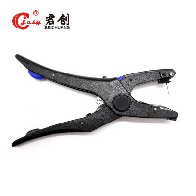 China Animal Ear Tag Applicator Pliers for Cattle Sheep Rabbit Livestock Management 3 Colors for sale