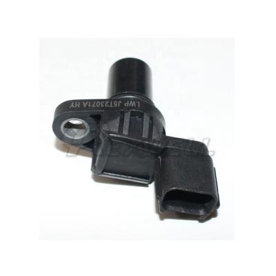 China 4G13 / 4G63 / 4G64 / 4G92 Engine Camshaft Position Sensor For MITSUBISHI Colt CJ1A MD327107 for sale