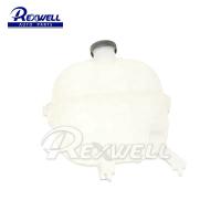 China Auto Parts 1647075121 Coolant Expansion Tank for TOYOTA HIACE VAN and COMMUTER Year 2000- for sale