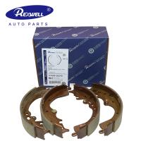 China High Quality Rear Drum Brake Shoe Lining Repairing Kit 04495-26240 for Toyota HIACE TRH214 TRH224 Bus Car Japanese Parts for sale