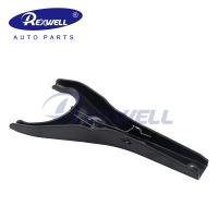 China 30531-0W800 30531-02N00 Clutch Release Fork for Nissan Navara D21 D22 Terrano R20 for sale