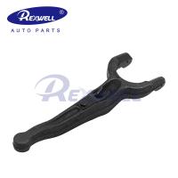 China MD703275 Clutch Fork for Mitsubishi Triton L200 Pajero for sale