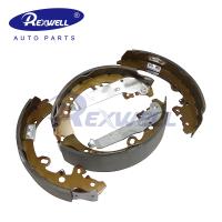 China 04495-0K120 Rexwell Brake Shoe Kit for Toyota Hilux Fortuner 2015-2020 for sale
