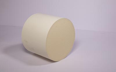 China Small Pore Diameter SCR Catalyst High Volume Customized Selective Catalytic Reduction for sale