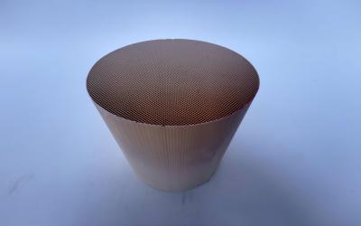 China Diesel Pt Rh Platinum Catalyst In Fuel Cells Platinum Alumina Catalyst Pt Tio2 Catalyst for sale