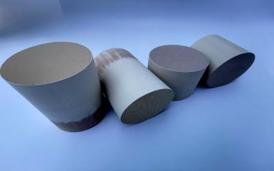 China Euro4 Euro5 Oxidation Diesel Engine Catalyst HC NOx PM Sic Based Diesel Particulate Filter for sale