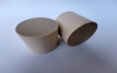 China 300 Cell Density GPF Gasoline Particulate Filter Car Fuel Catalyst Pt Pd Rh Coating for sale