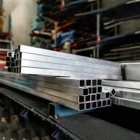 China Extruded Aluminium Tube Profiles Fittings Hollow Aluminium Tubing Square for sale
