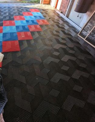 China 3D Waterproof Interlocking PP Plastic Garage Floor Tiles for sale