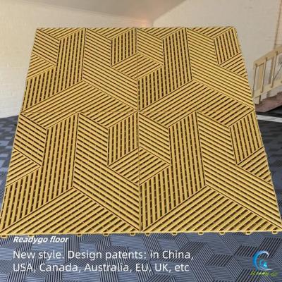 China Interlocking Garage Floor Tiles 18mm Chemical Oil Stain Resistant Easy Clean for sale