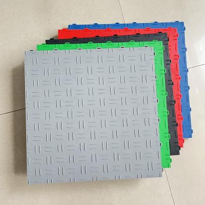 China 18mm Thick Interlocking Diamond Pattern Garage Floor Tiles - 400x400mm Polypropylene Heavy-Duty Flooring for sale