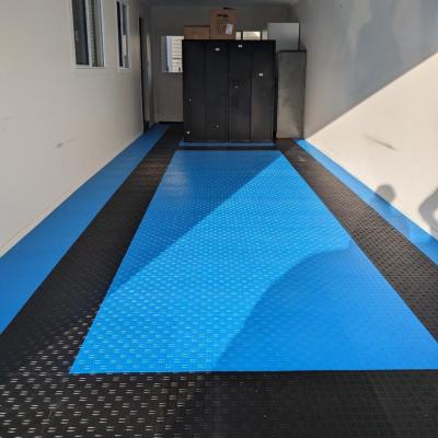 China Racedeck Diamond Garage Floor Tile 400x400x18mm with 2500 lbs Load Capacity and Anti-Slip Surface for sale