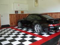 China 400x400mm Polypropylene Interlocking Diamond Garage Floor Tile - 2500 lbs Capacity, Chemical Resistant for sale