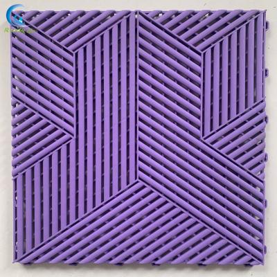 China 400 * 400 * 18 Mm Interlocking Garage Tile  High Quality 3D Cubic Pattern 620g for sale