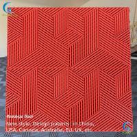 China Interlocking Garage Floor Tile 620g Click Installation 3D Cubic Pattern 400x400x18mm for sale