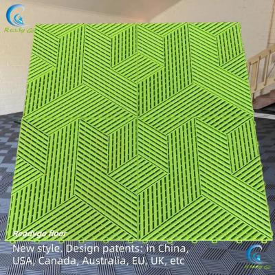 China Oil Resistant Interlocking Garage Floor Tiles 15.75x15.75 Inch 2500 Lbs Capacity for sale