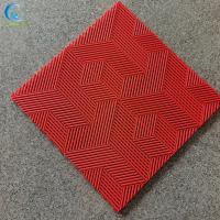 China Garage Floor Tile 400x400x18mm 30 Ton Load Capacity Heavy Duty PP Interlocking for sale