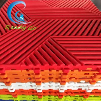 China UV Resistant Heavy Duty Garage Floor Tile 2500 Lbs Weight Capacity Polypropylene for sale