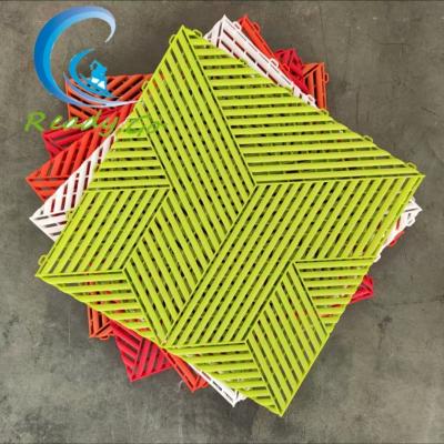 China Waterproof Interlocking Garage Tile 3D Cubic Pattern 15 Ton Weight Capacity 1.2 Lbs Each for sale