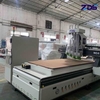 China 1325 Wardrobe Woodworking CNC Router Machine Wood Statue Carving Machine for sale