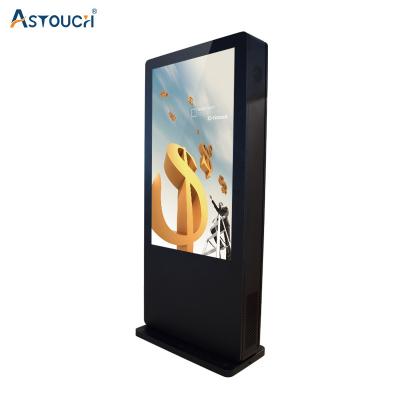 China 1500nits Retail Digital Signage Kiosk 98 Inch Totem Digital Outdoor for sale