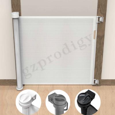 China Factory Price Extendable Sturdy Retractable Child Gate , Durable Retractable Pet Gate For Stairs for sale
